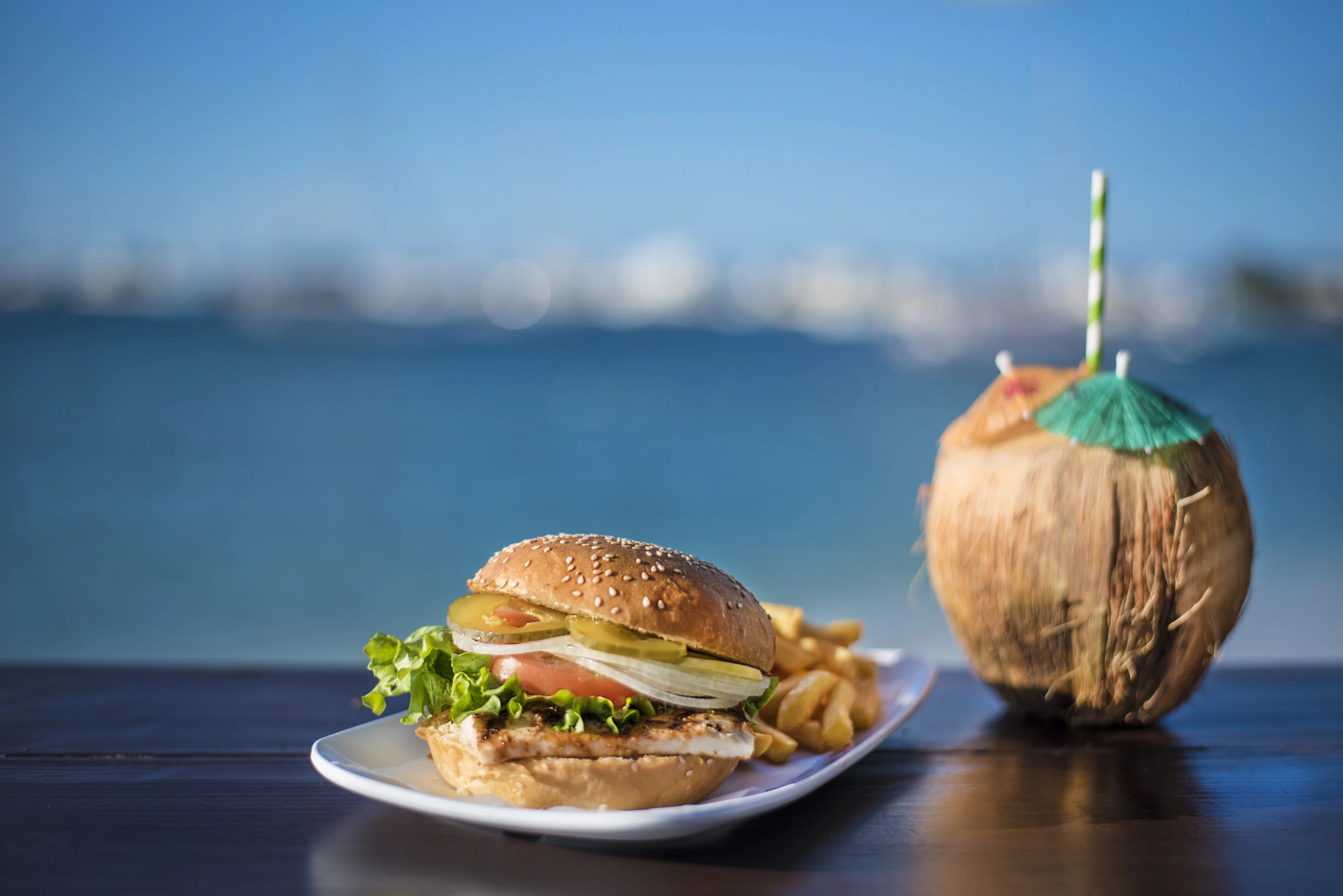 Simpson Bay Resort, Marina & Spa - Coco Beach Bar