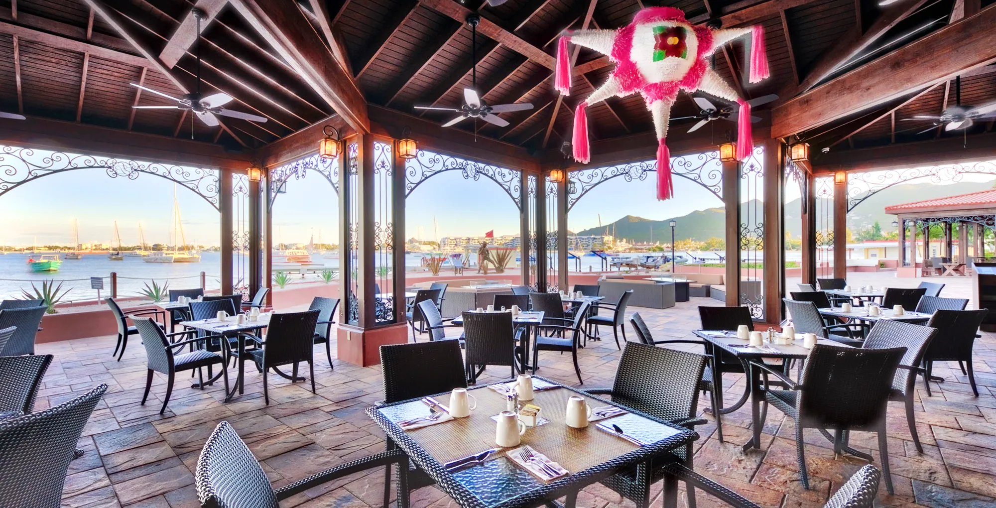 Simpson Bay Resort, Marina & Spa - La Patrona Restaurant